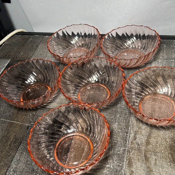 Arcoroc | Dining | Vintage Arcoroc Pink Swirl Rosaline Bowls Made In ...